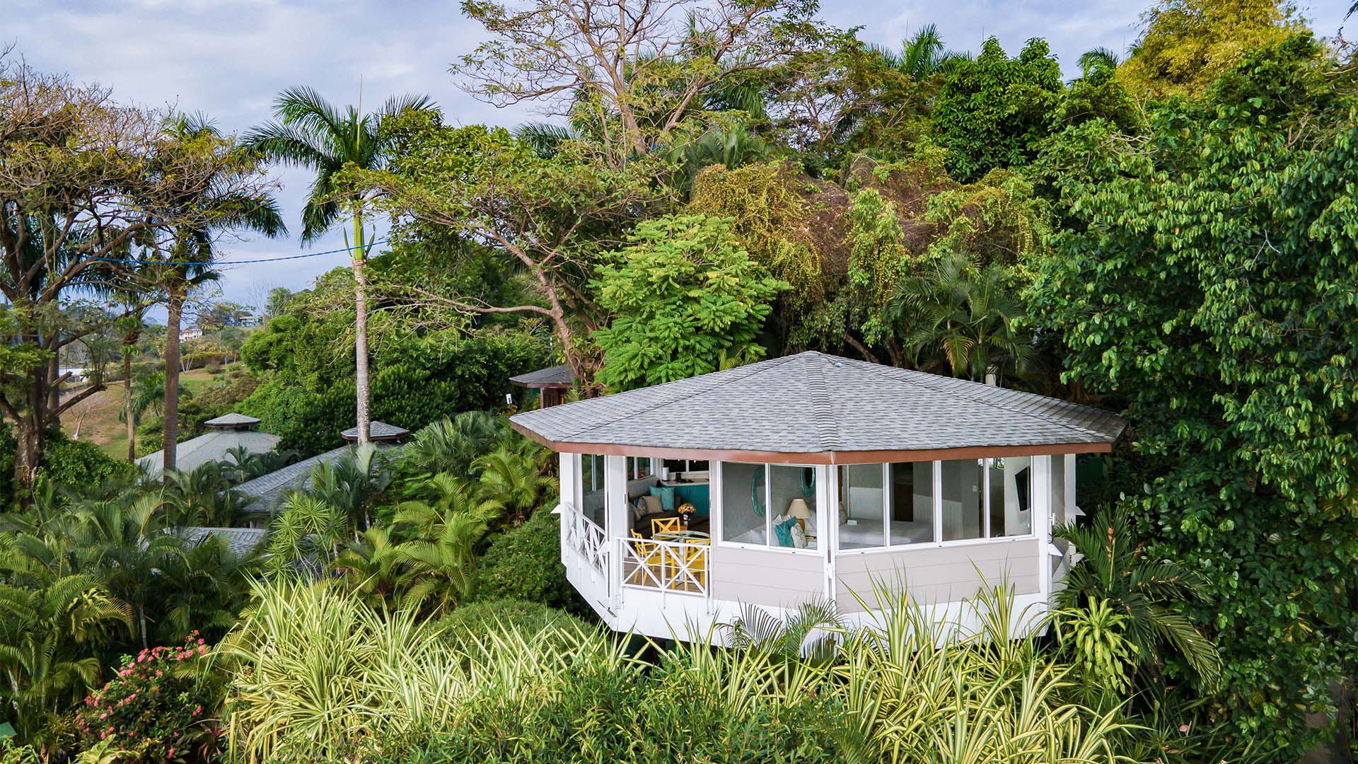 Tulemar Resort | Tulemar Ocean View Bungalows with Balcony